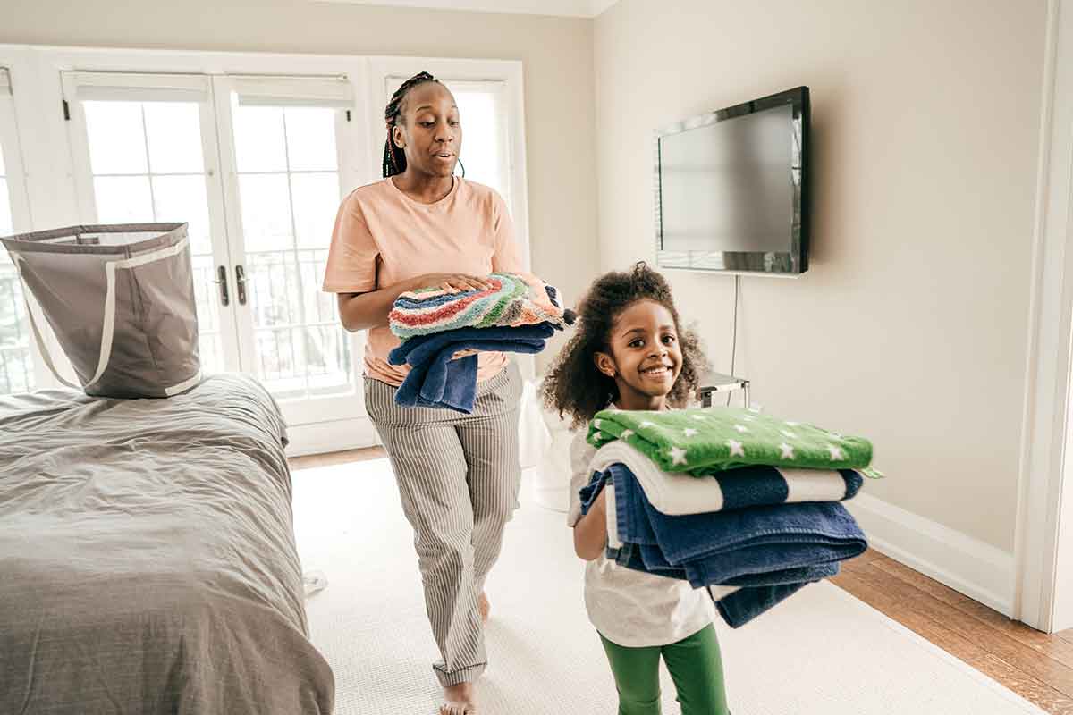 30 Simple Tips to Stay Organized as a Mom